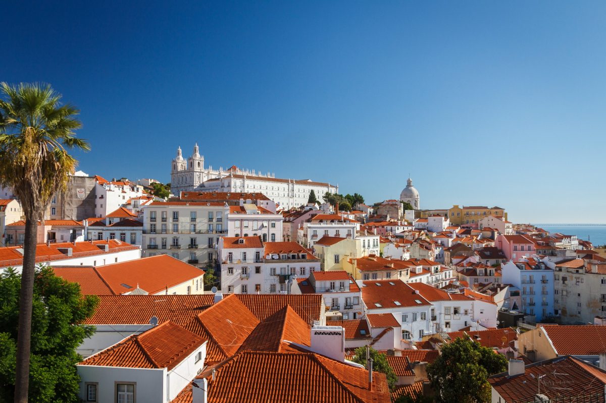 City break in Lisbon for €281 p.p: Aer Lingus flights from Dublin + 3 ...